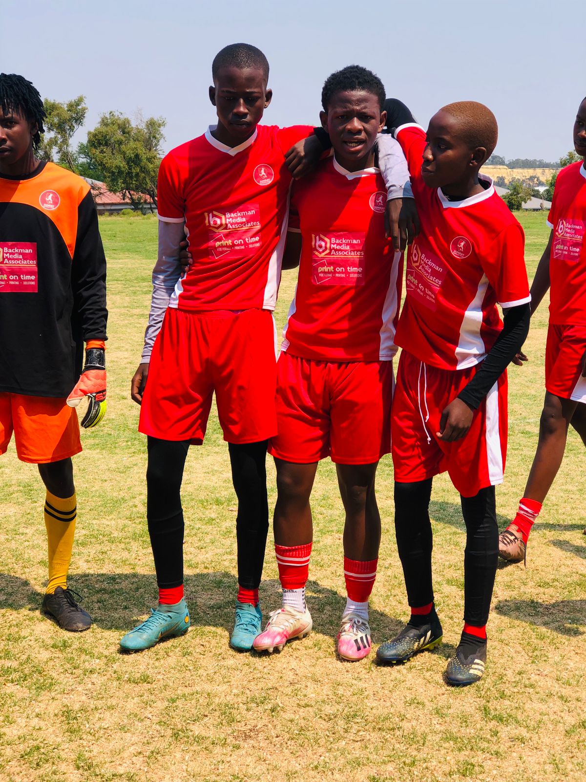 Contact – Sunday FC